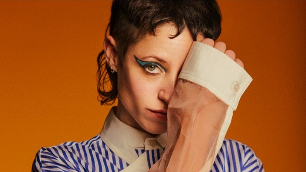 La Música del Día: Travis Birds, la cantautora española lanzó su nuevo ...